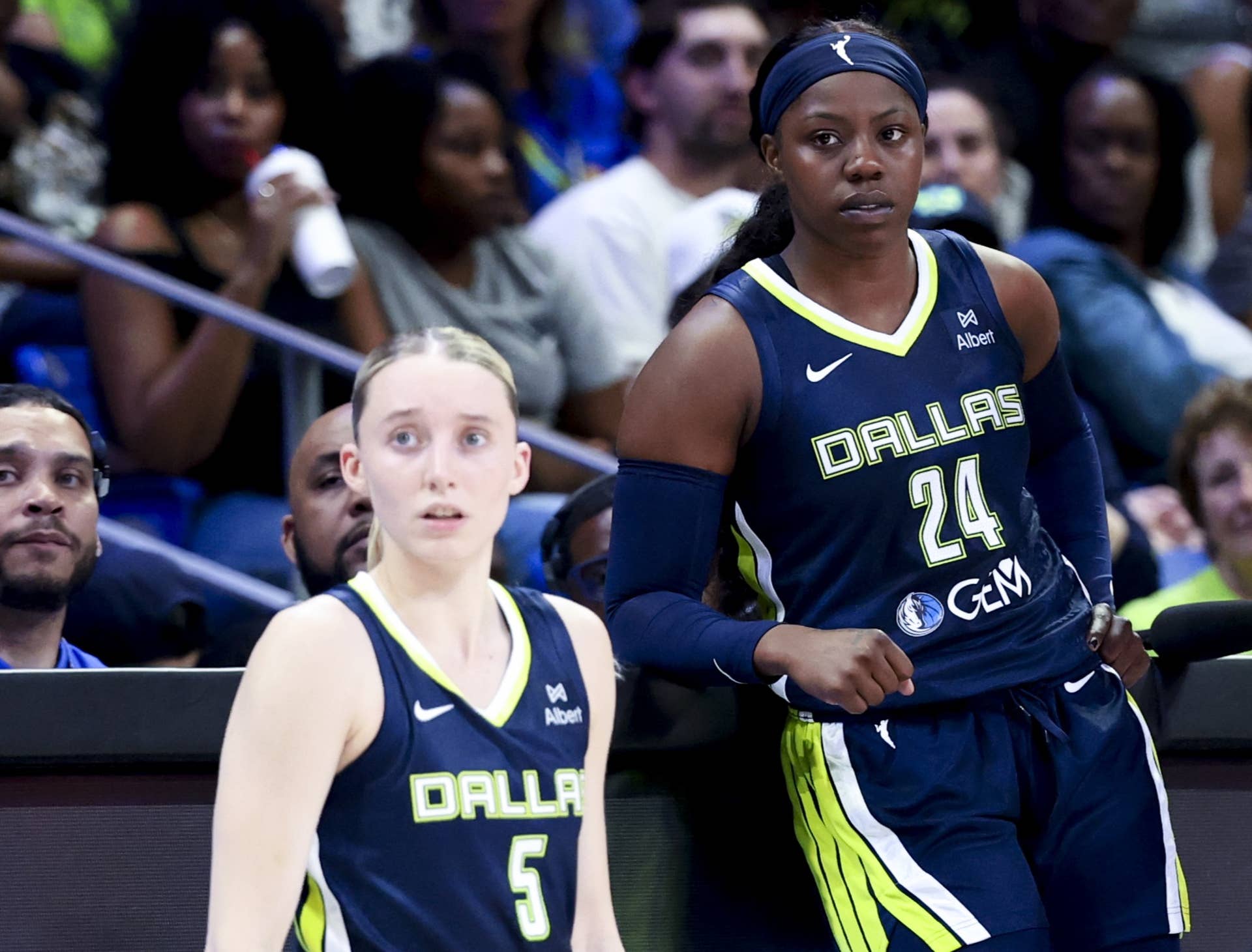 Dallas Wings Star Makes History Against Chicago Sky - Athlon Sports