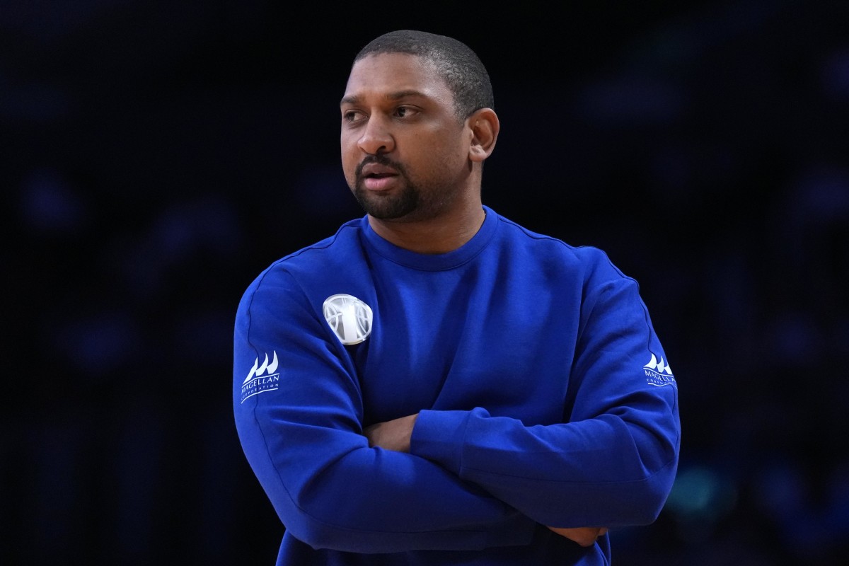 Chicago Sky Coach Turns Heads With Move Before Liberty Game - Athlon Sports