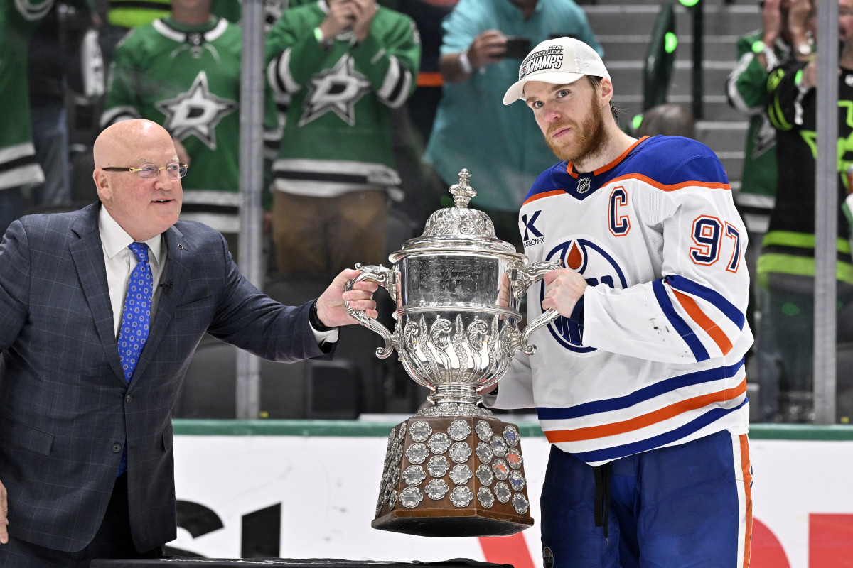 Edmonton Oilers, Connor McDavid Make Bold Decision After Advancing to ...