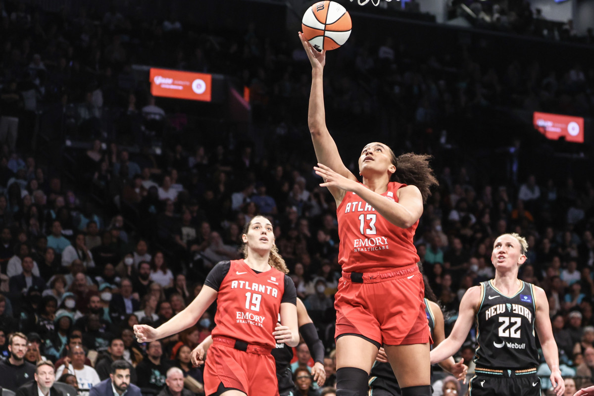 Mercury Sign Former Top-10 Pick in Latest WNBA News - Athlon Sports