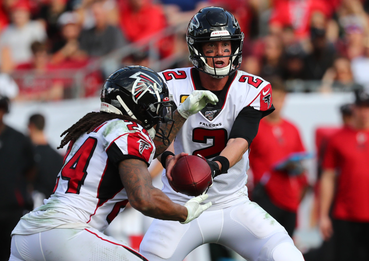 Falcons Beat Writer Throws Unnecessary Jab At Former RB Devonta Freeman ...