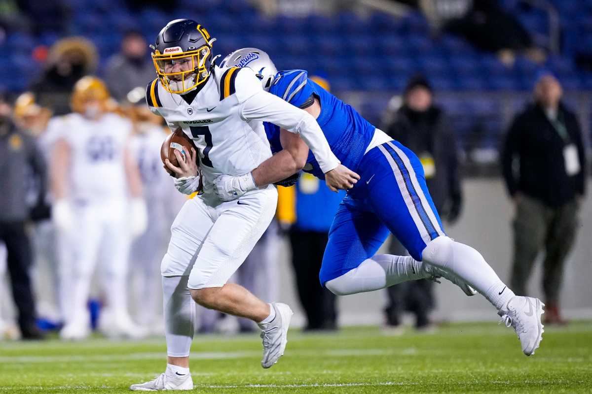 4-Star Quarterback, Oregon Target Makes Big Recruiting Announcement - Athlon Sports