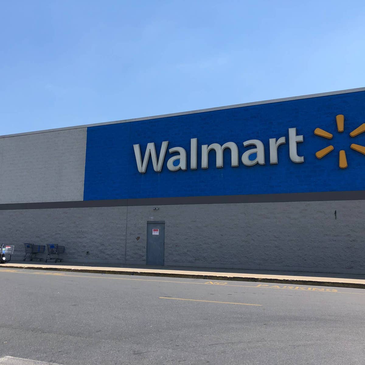 Walmart Selling 'Fantastic' Slip-on Slide Sandals for as Low as $5 ...