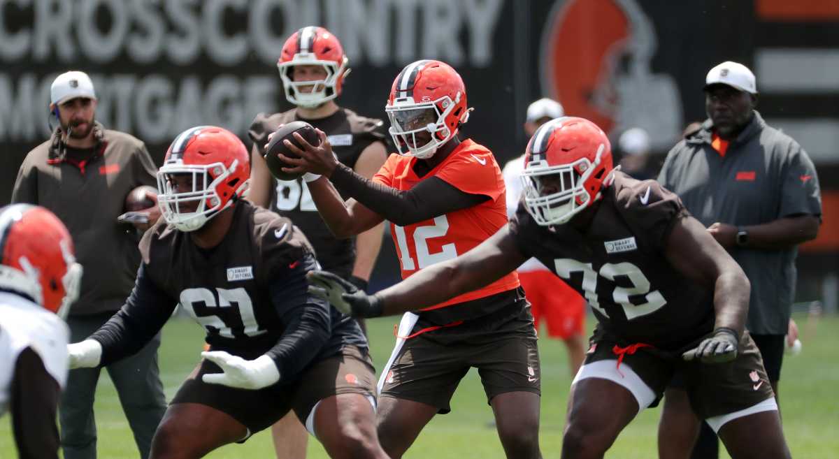 Former NFL Player Sends Blunt Message to Browns on Shedeur Sanders ...