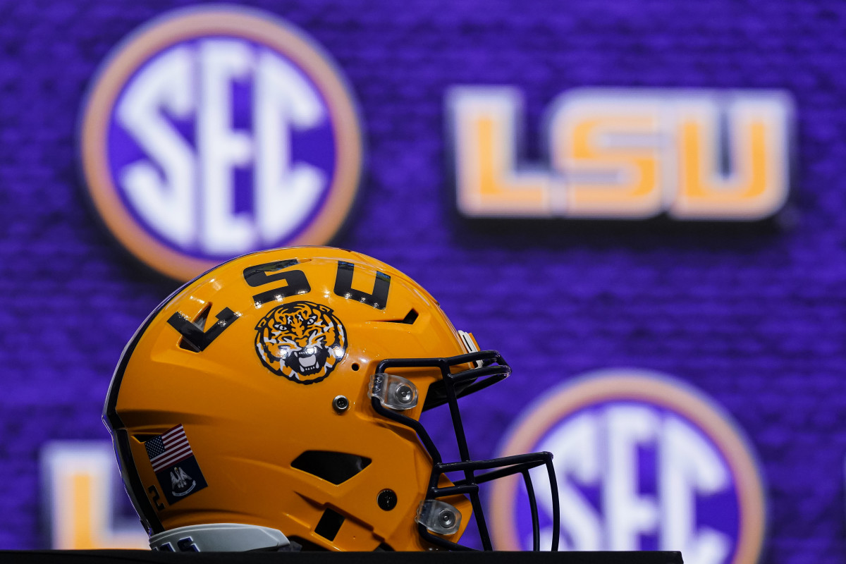 Four-Star OL Recruit Commits to LSU - Athlon Sports