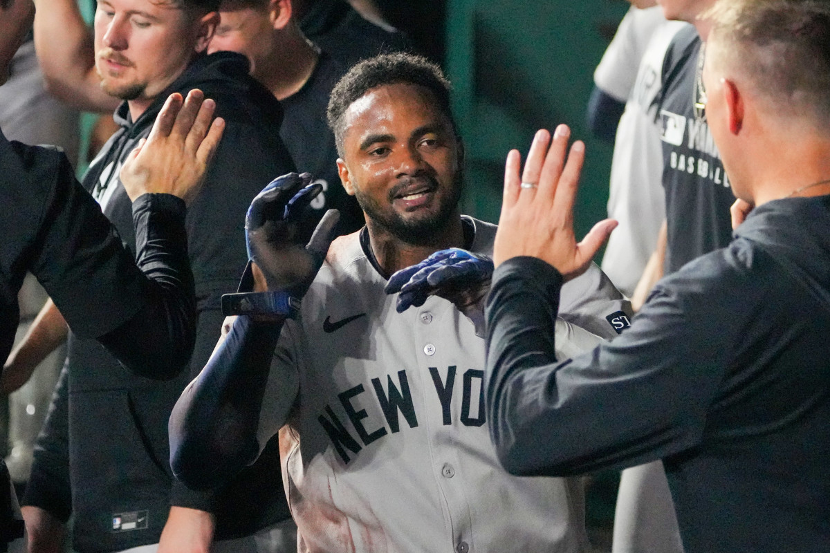 Veteran Infielder Delivers For Yankees As DFA Decision Looms - Athlon ...