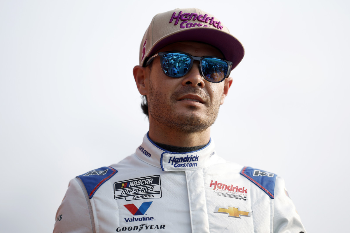 Kyle Larson in Favor of Change and NASCAR Adopting Podium-Style ...