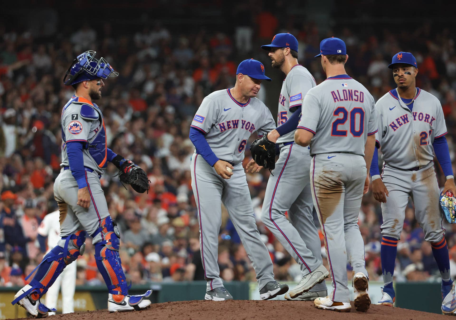 Mets Make Pitching Move After Phillies Loss - Athlon Sports