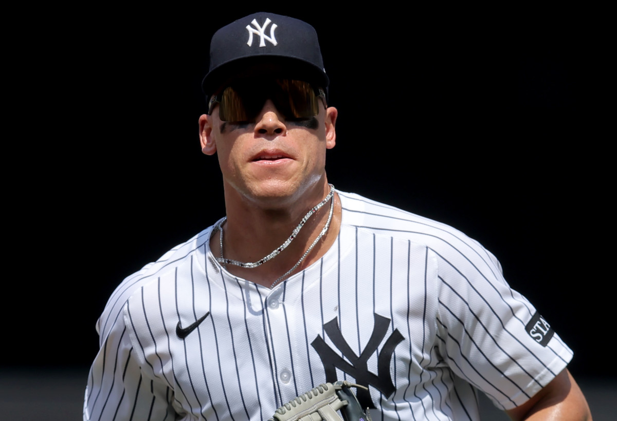 With Hank Aaron Behind Him, Aaron Judge Sets Sights on A-Rod - Athlon ...