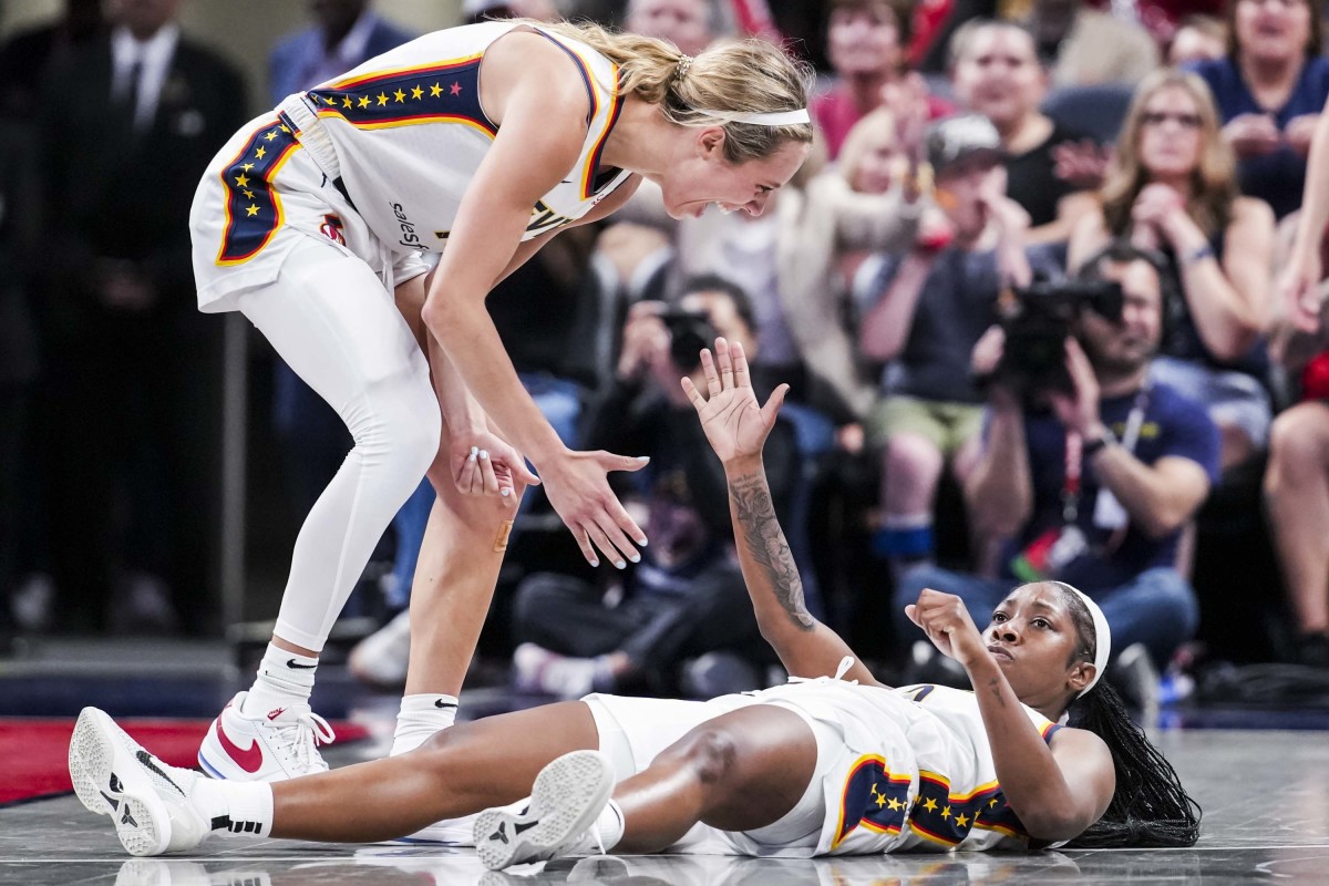 Lexie Hull Had Two Words for Aari McDonald After Return to Indiana Fever - Athlon Sports