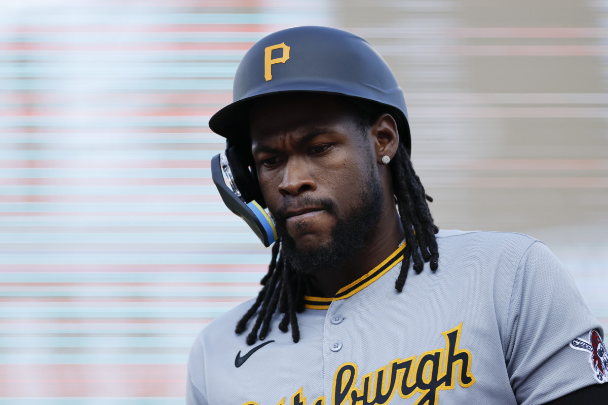 Pirates Make Oneil Cruz Move After Being Pulled From Brewers Game ...