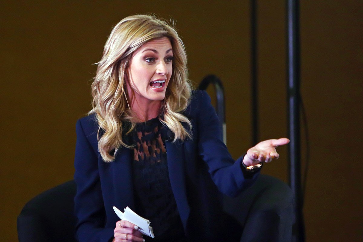 Erin Andrews Makes Funny Admission After Interviewing George Kittle ...