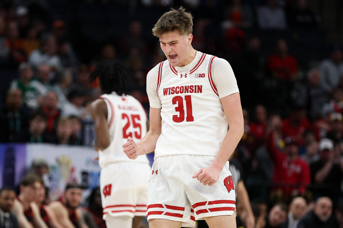 Wisconsin Basketball Rides Torching Hot Start Over Nebraska - Athlon Sports