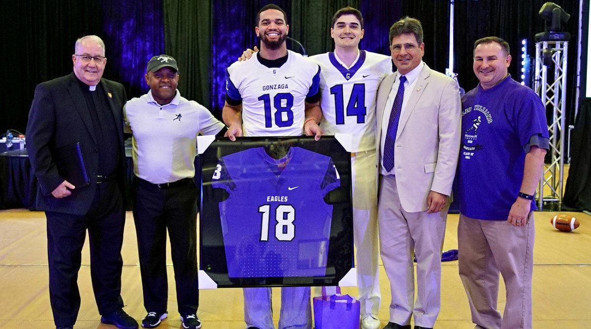 NFL: Bears-Commanders Is a Homecoming for Caleb Williams - Athlon Sports