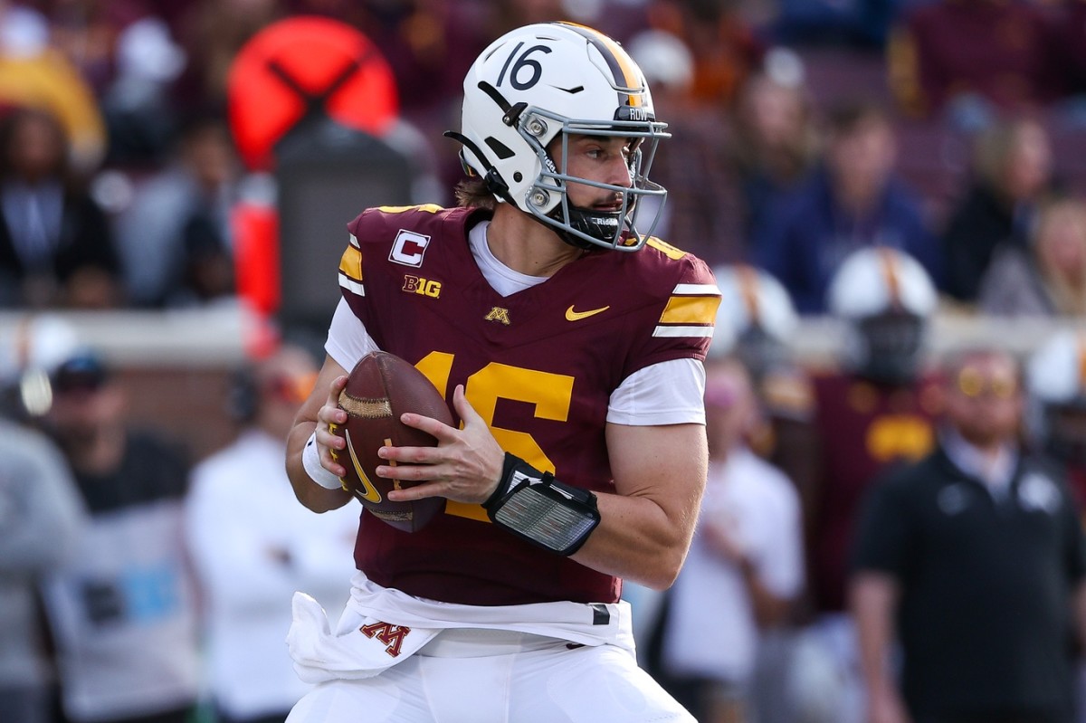 Max Brosmer is one of the nation's best in Gophers' Week 9 PFF grades ...