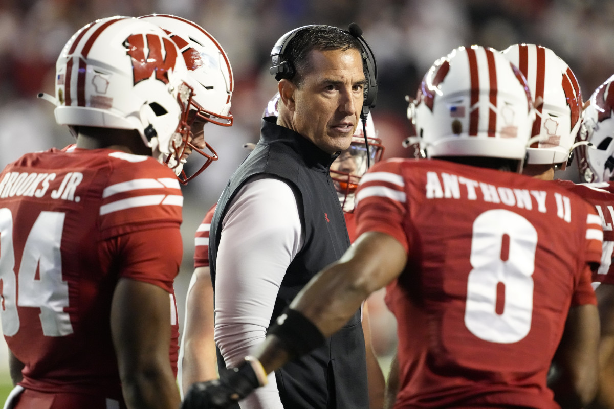 Badgers Recruits Pressing for 4-Star RB Latimer - Athlon Sports