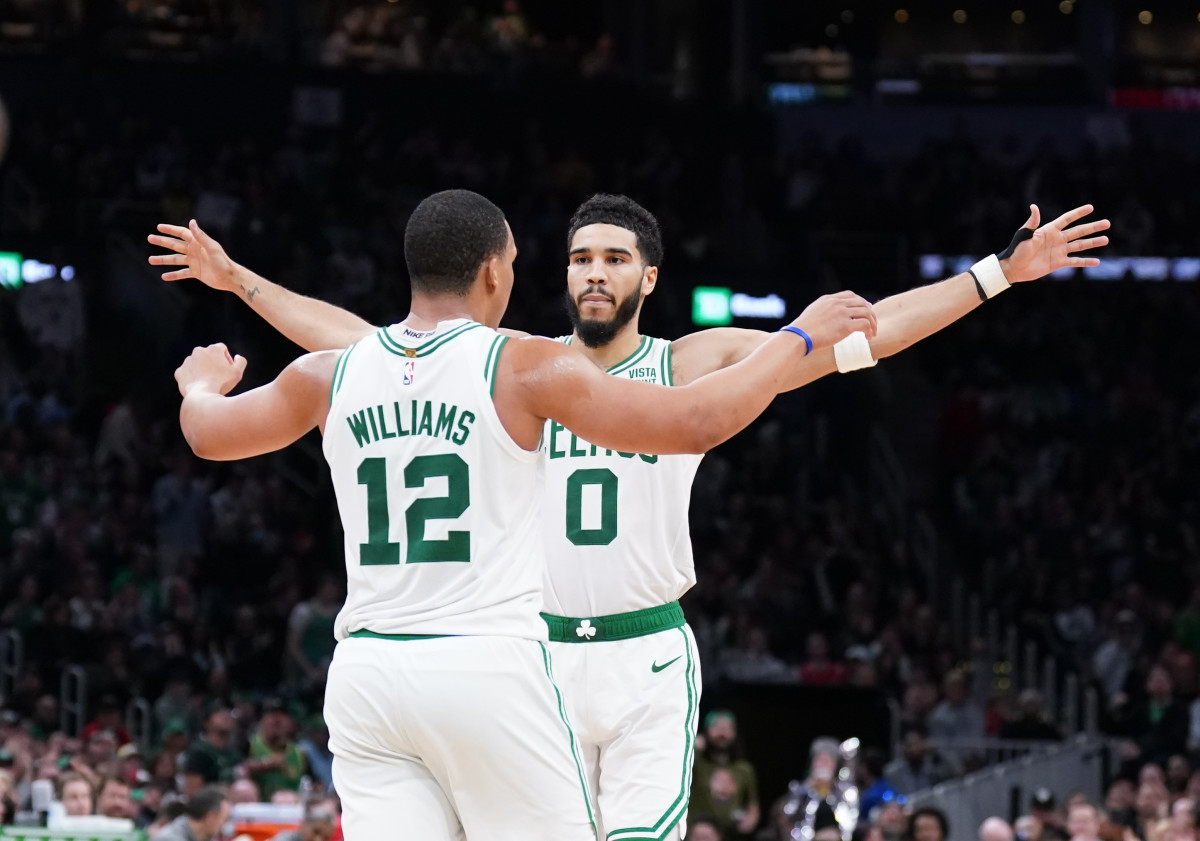 Jayson Tatum's Immediate Reaction To Grant Williams Foul Turns Heads - Athlon Sports