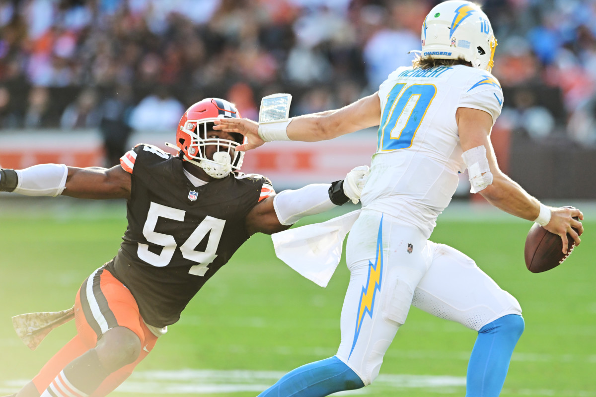 Justin Herbert Makes His Opinion on Joe Burrow Crystal Clear After Chargers-Bengals - Athlon Sports