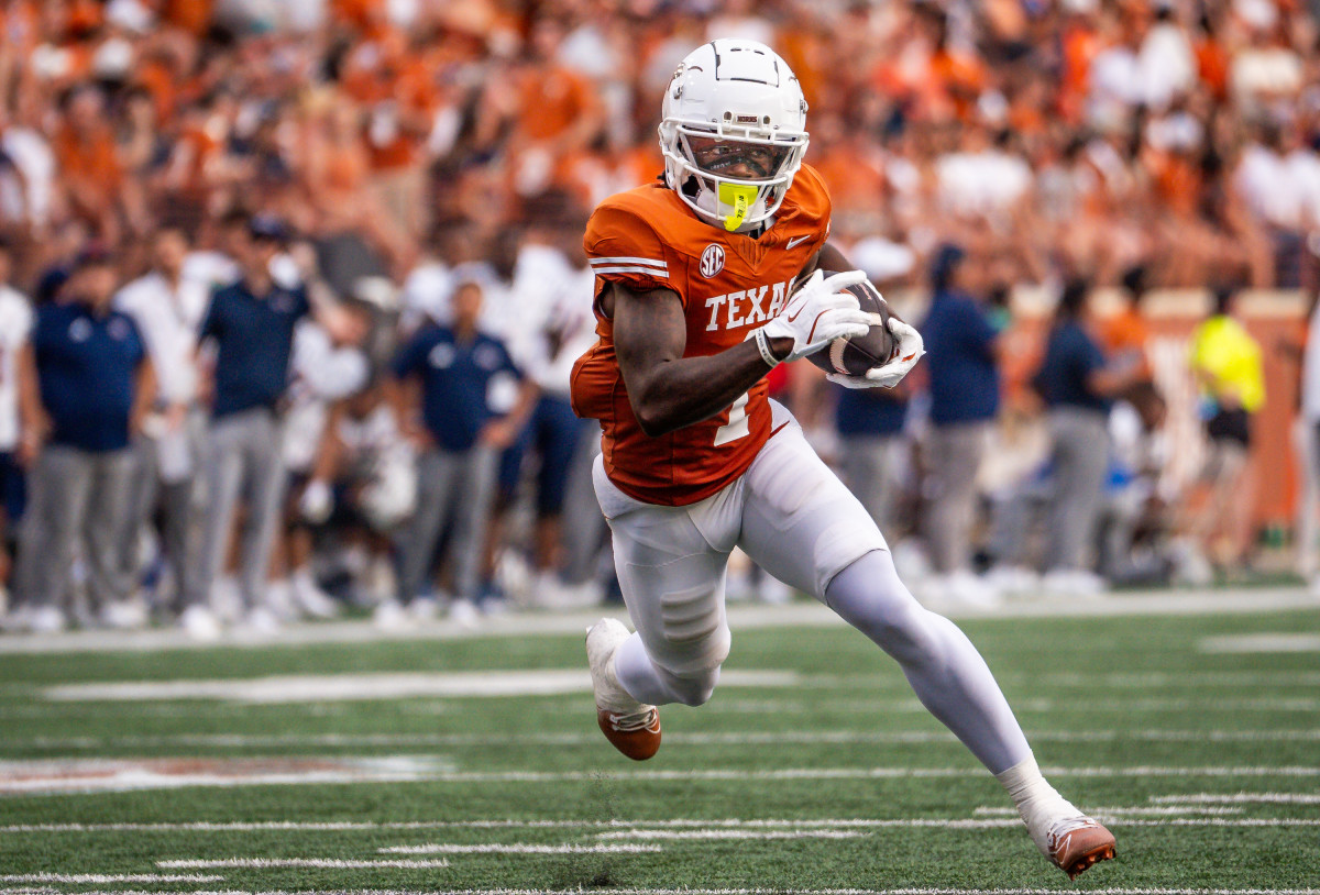 Former Five-Star WR Makes Major Transfer Portal Move on Thursday ...