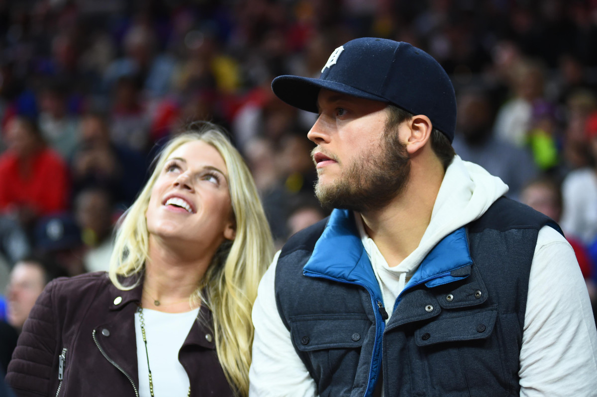 Matthew Stafford's Heartfelt Moment With Wife, Kids Before Rams-Vikings ...