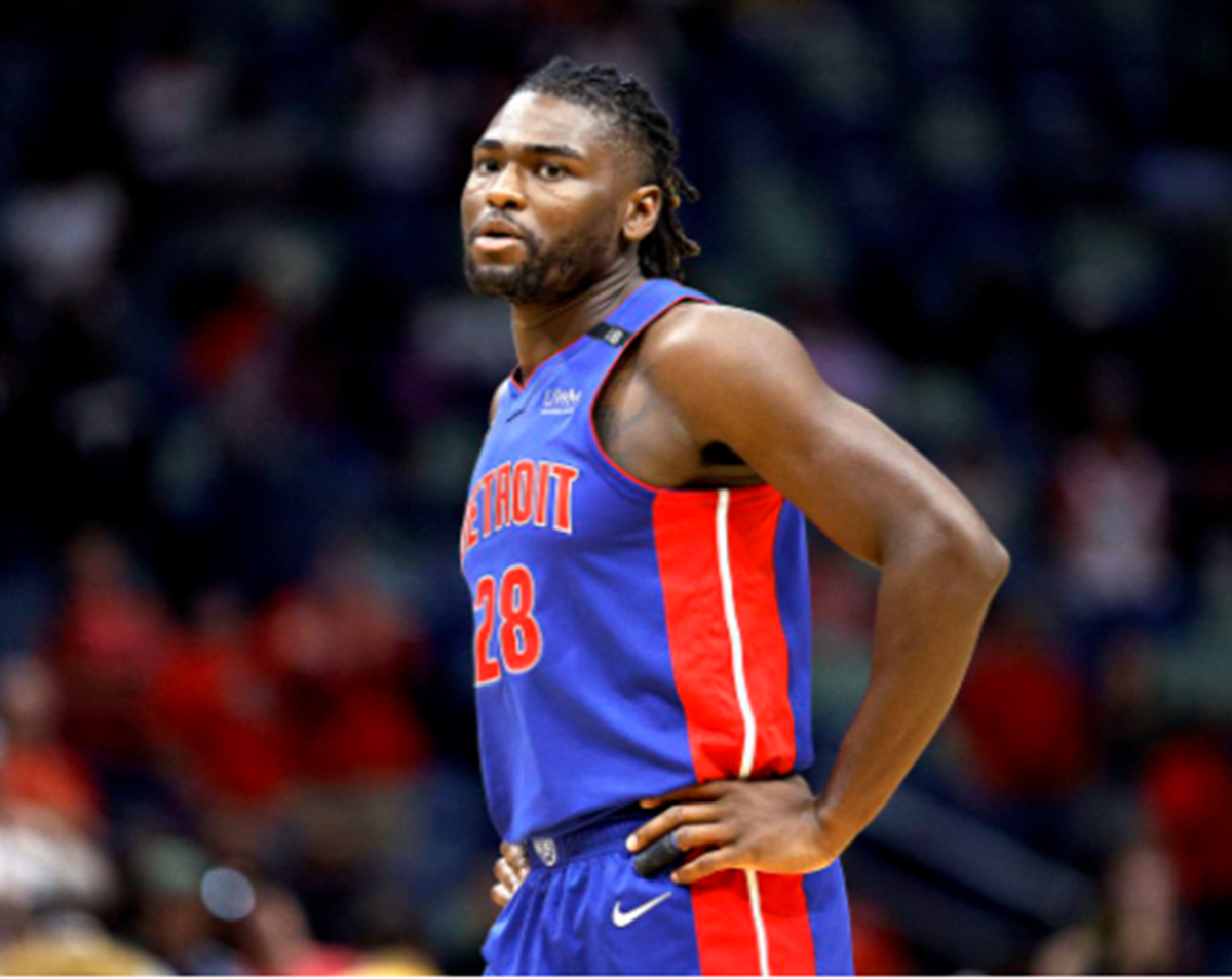 Pistons' Isaiah Stewart Ejected After Rough Bad Boys Style Foul on ...