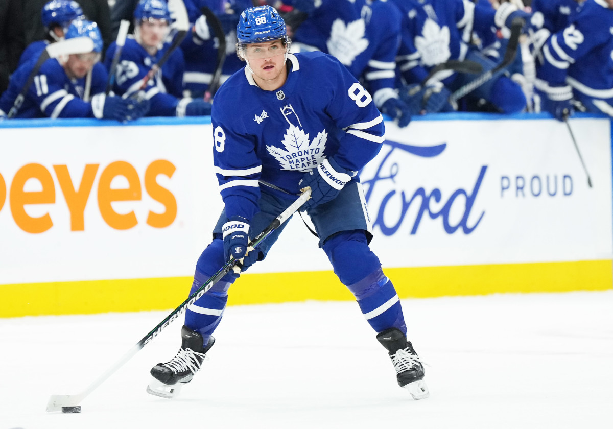 Maple Leafs' William Nylander Shrugs Off Craig Berube’s Heated Outburst ...