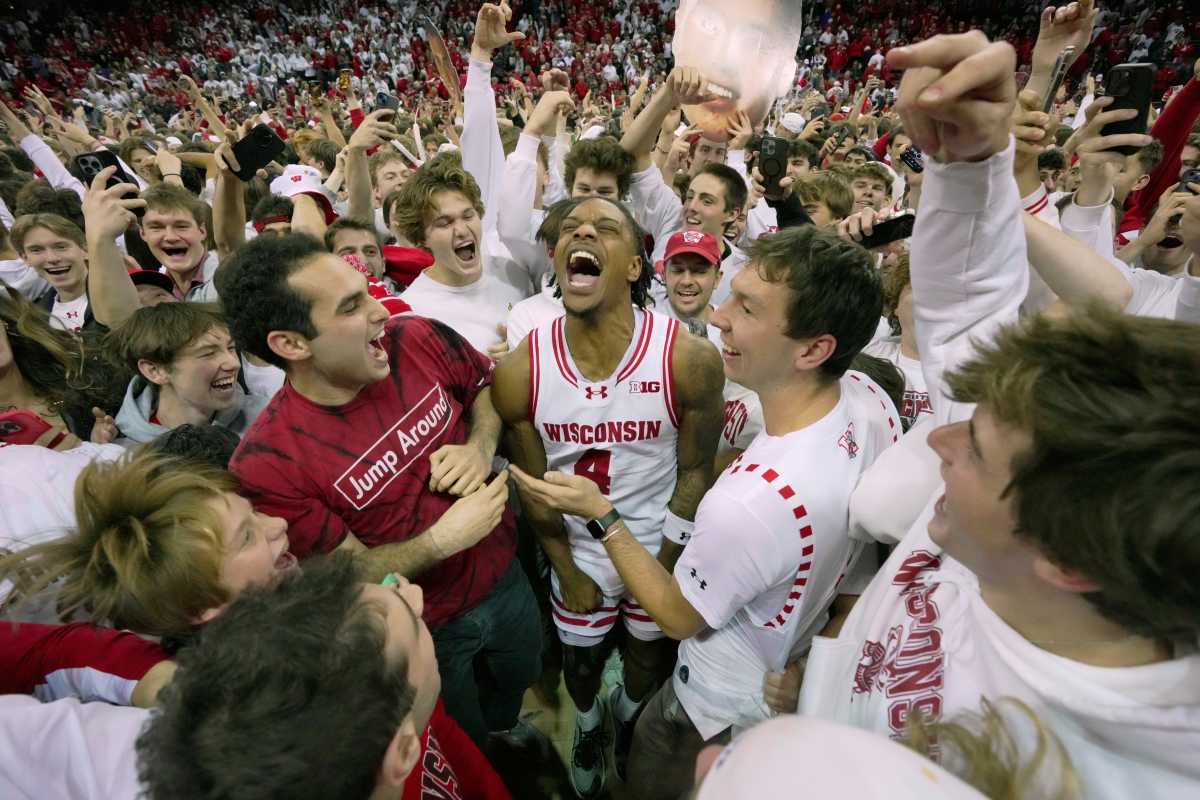 WATCH: Wisconsin Badgers John Tonje, Greg Gard, Speak After Win Over ...