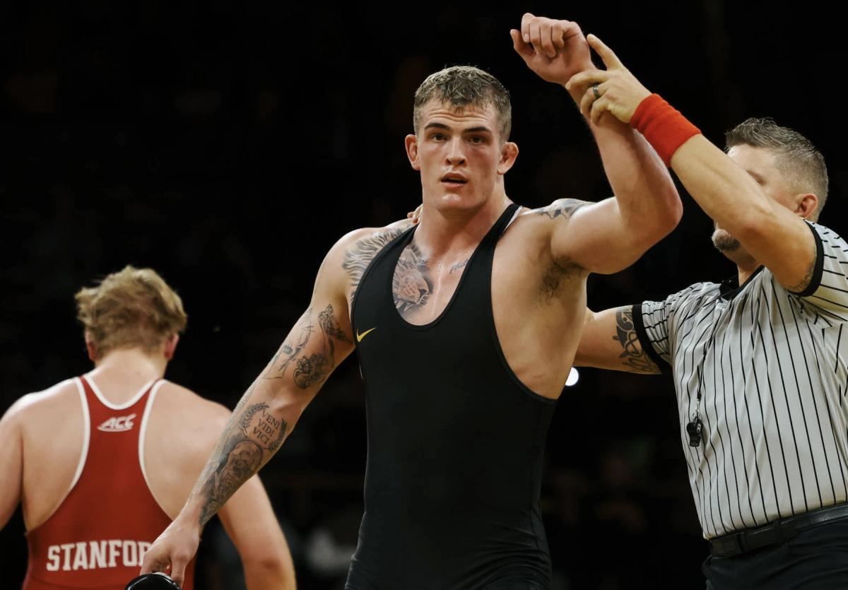 No. 2 Hawkeyes Handle Ohio State - Athlon Sports