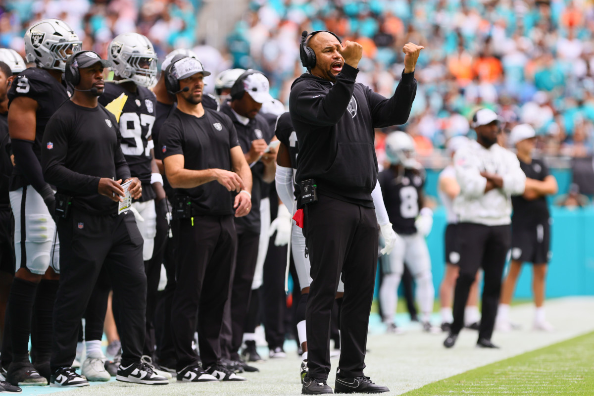 Antonio Pierce Admission Puts Raiders' Job Status In Question - Athlon Sports