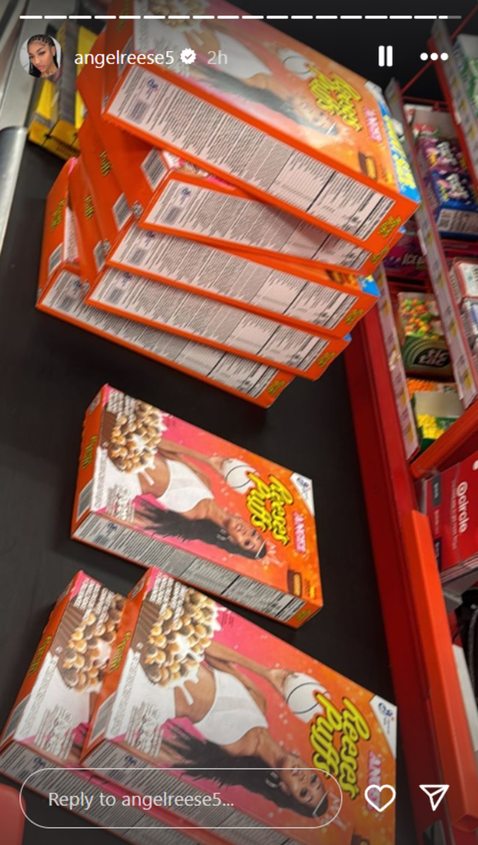 Angel Reese Asks Fans to 'Pinch Her' as Sky Forward's 'Dream' Comes True - Athlon Sports