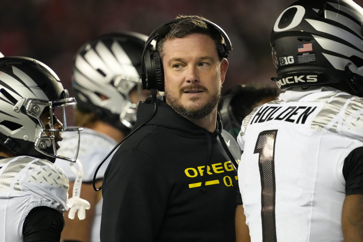 Pat McAfee's Strong Reaction to Oregon's 'Ducks vs. Them' Video for ...