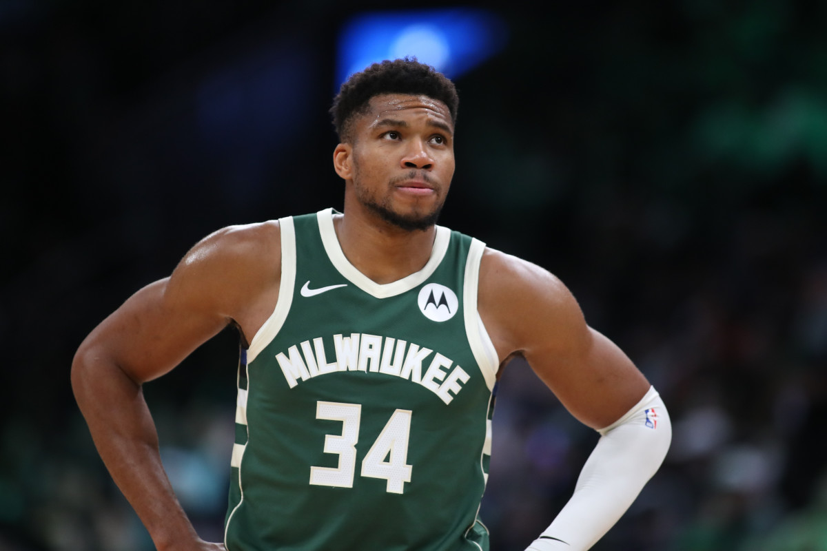 Giannis Antetokounmpo Makes Painful Statement After Bucks Loss - Athlon Sports