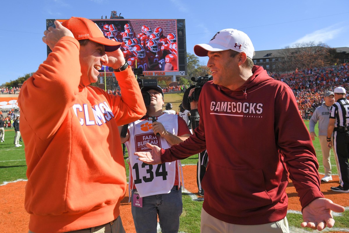 College Football Fans in Disbelief Over Controversial Call in Clemson-South Carolina - Athlon Sports
