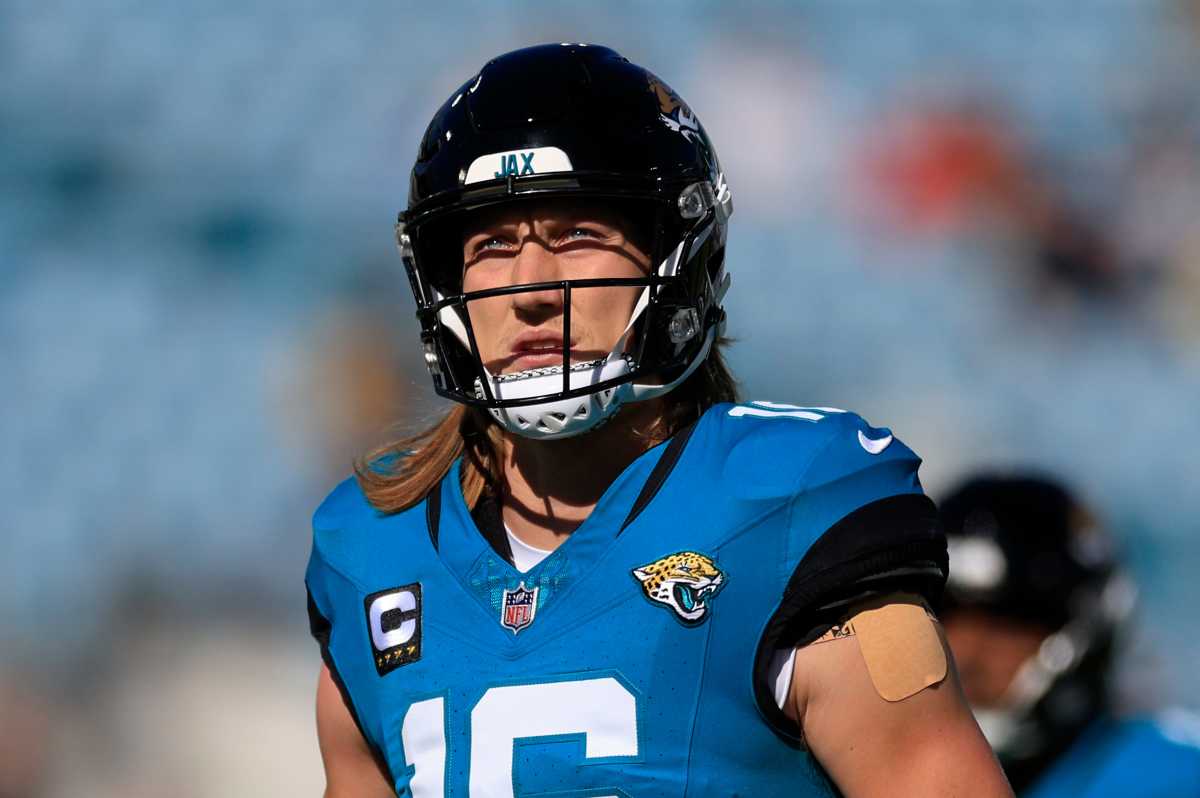 Trevor Lawrence Makes Strong Travis Hunter Statement After Jaguars' First Practice - Athlon Sports