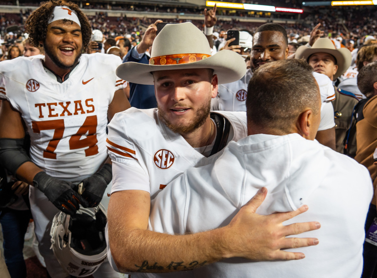 Quinn Ewers' Future At Texas Revealed - Athlon Sports