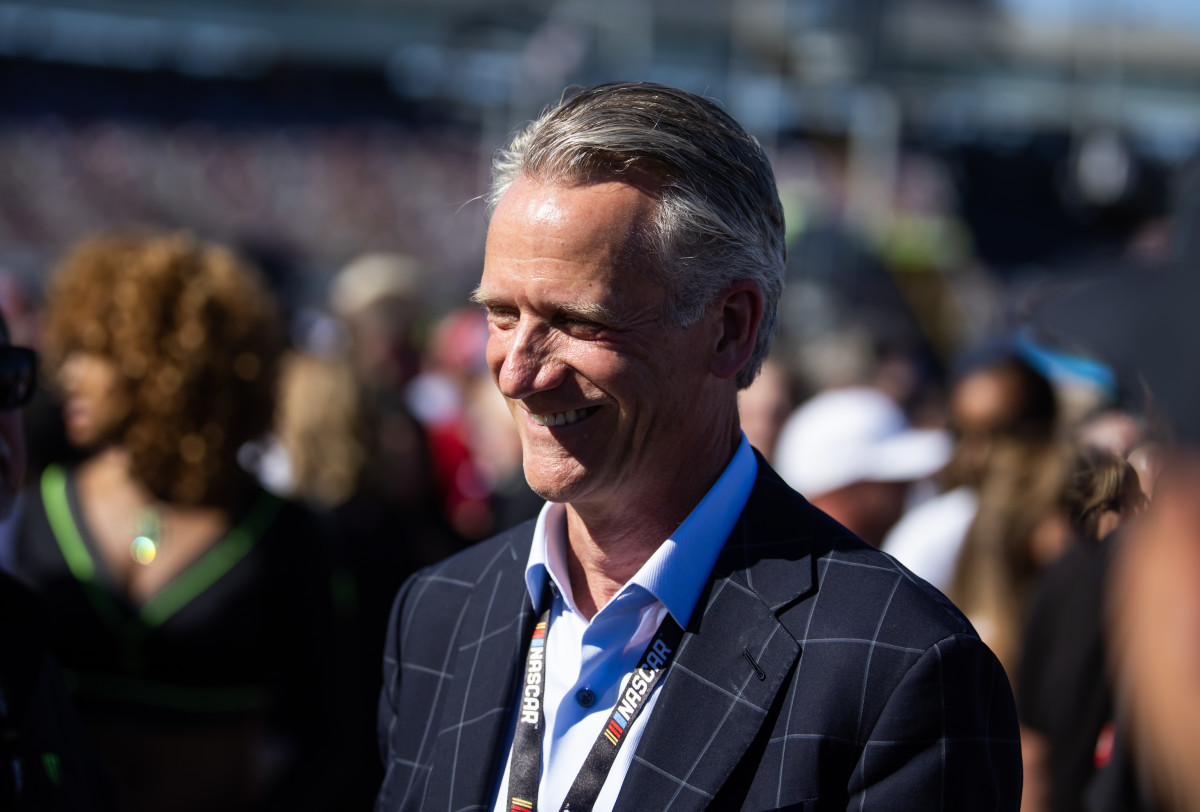 NASCAR's Steve Phelps Reveals How Cowboys Owner Jerry Jones Is ...