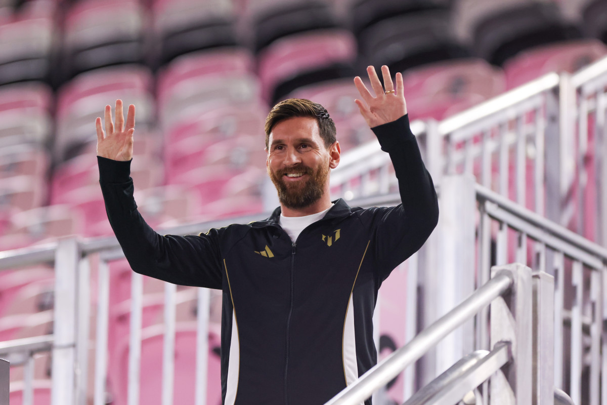 Lionel Messi Taking Heat for Decision After Winning MLS MVP Award ...