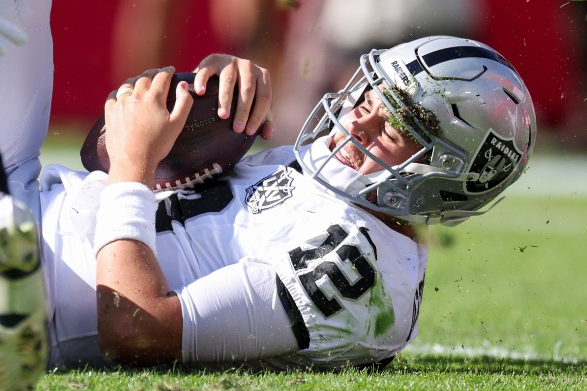 Raiders' Aidan O'Connell Carted Off, Desmond Ridder Enters Game - Athlon Sports