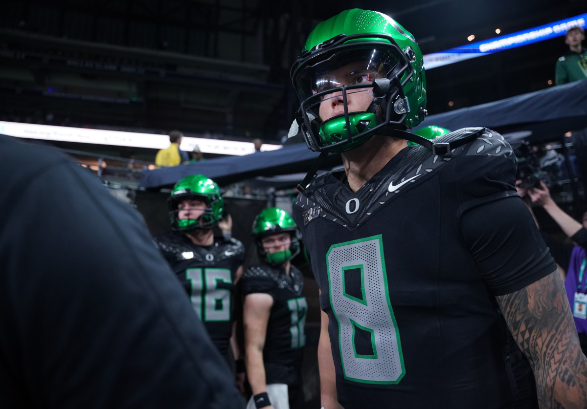 Oregon’s Dillon Gabriel Shatters Josh Allen’s Senior Bowl Record, But ...