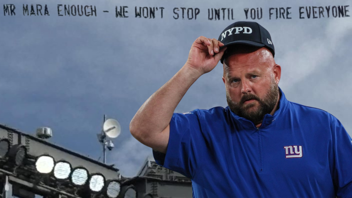 New York Giants Coach Brian Daboll Reacts to ‘Fire Everybody!’ Airplane ...