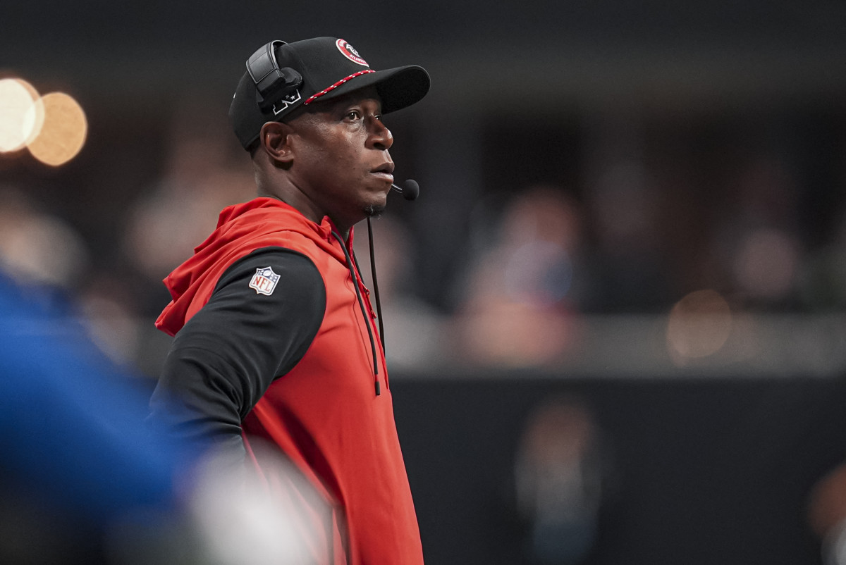 NFL Head Coach Non-Committal About Starting Quarterback - Athlon Sports NFL Head Coach Non-Committal About Starting Quarterback - Athlon Sports