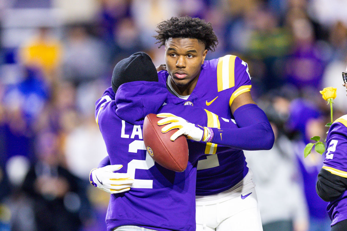 Lsu wide receivers store