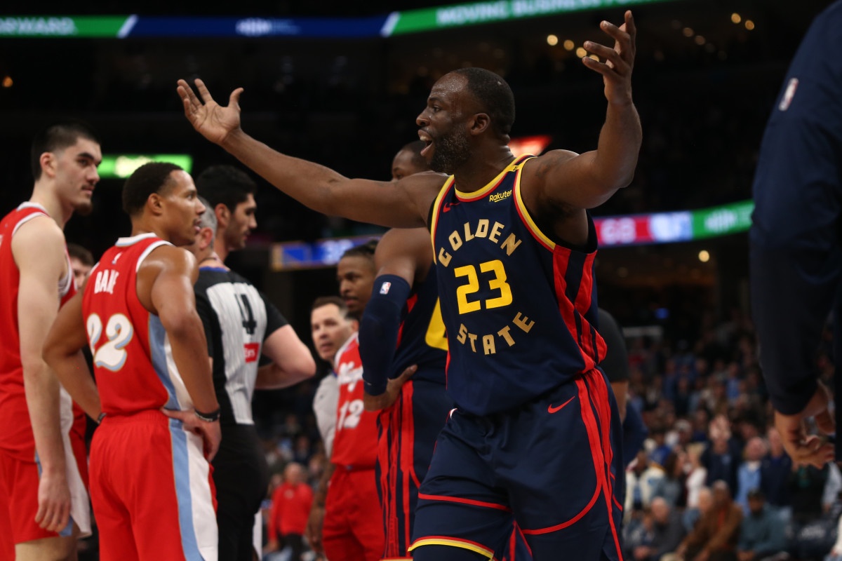 Fans In Disbelief Over Draymond Green's Comments on Jordan Poole Punch - Athlon Sports