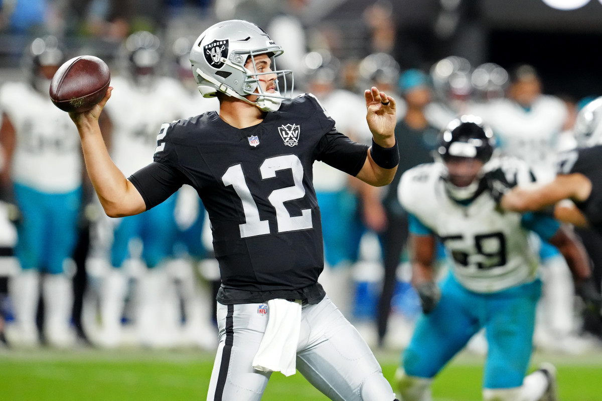 Three Things That Went Right in Raiders' Week 16 Win over Jaguars - Athlon Sports