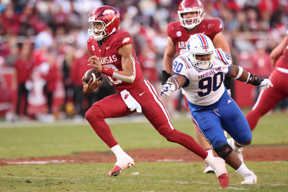 Notre Dame 2025 Opponent Overview: Arkansas Razorbacks - Athlon Sports