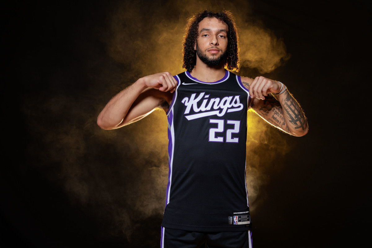 Kings Reportedly Might Have to Include Devin Carter in Trade Package to ...