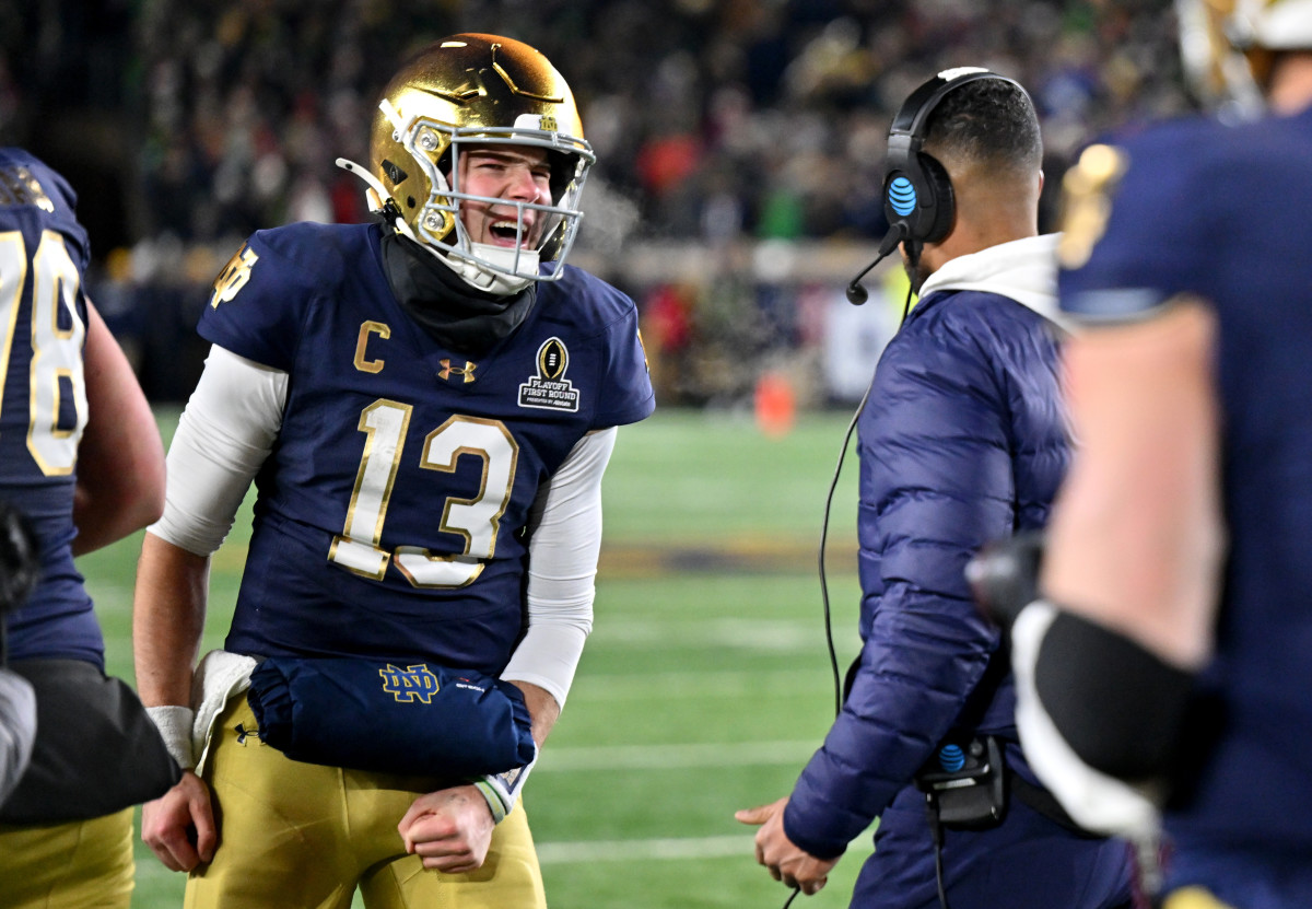 Notre Dame QB Riley Leonard Predicted to Join $260 Million 3-Time Pro ...