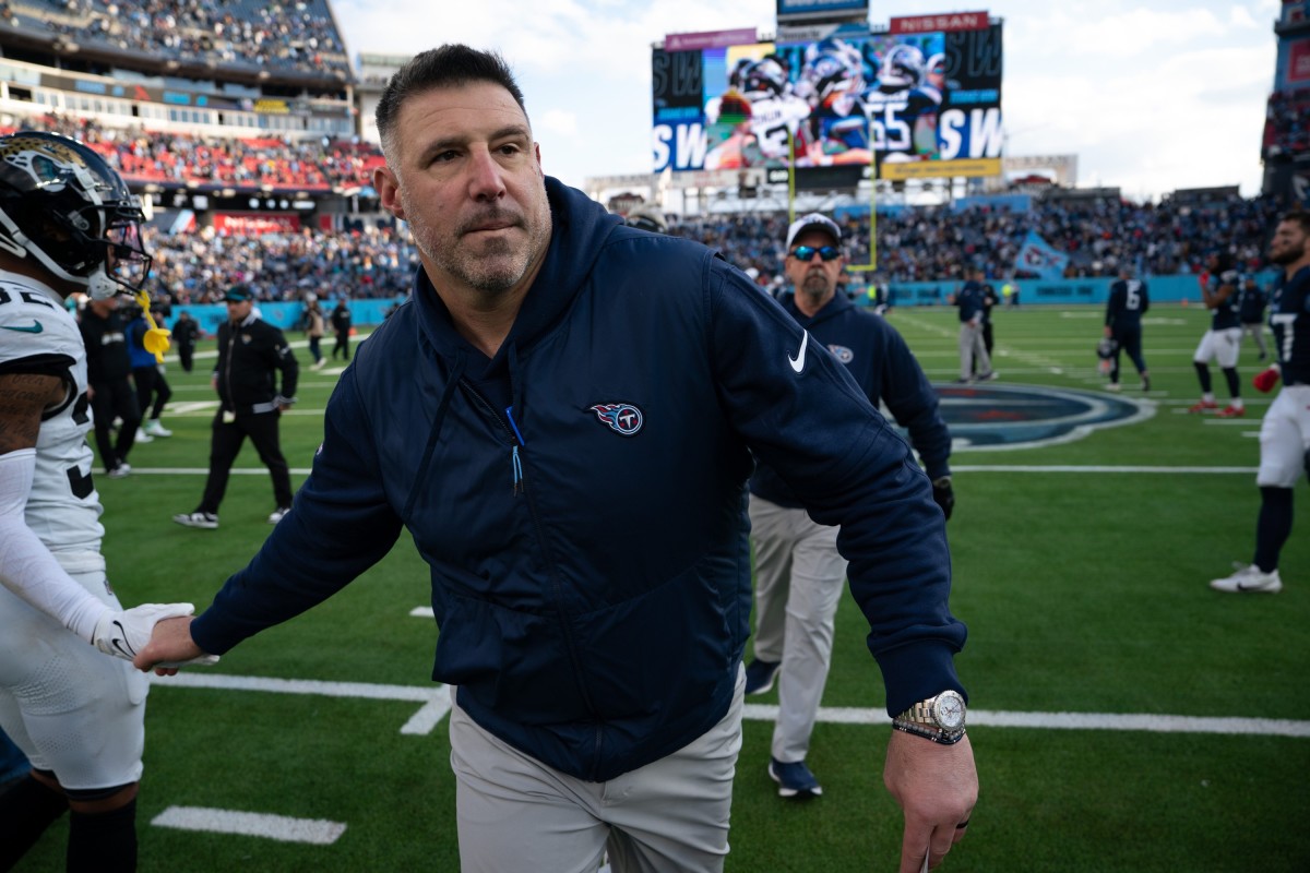 NFL Analyst Suggests Mike Vrabel Is Not A Good Fit For The Raiders ...