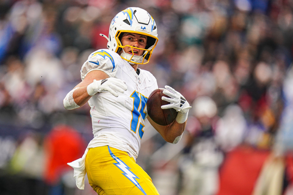 Ladd Mcconkeys Girlfriend Sends Three Word Message Before Chargers