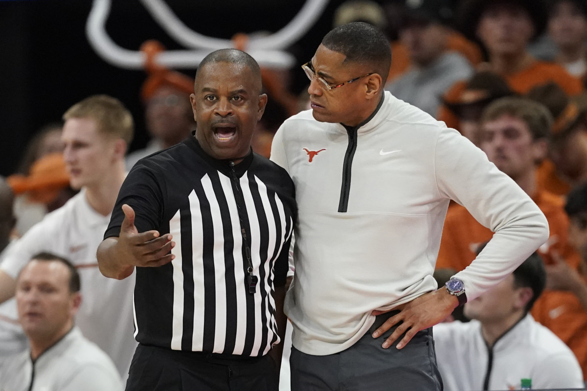 Three Reasons Why Texas is Trending in the Wrong Direction - Athlon Sports